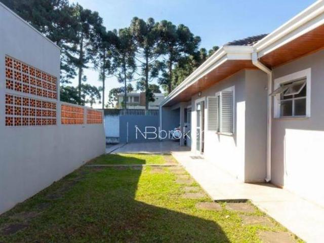 TÉRREA + JARDIM GRANDIOSO COM 4 QUARTOS, SUÍTE E CHURRASQUEIRA!