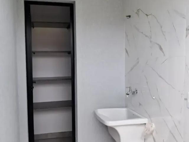 Térrea para venda tem 137 m2 Condomínio residêncial reserva Ipanema