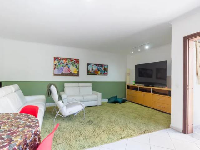 Térrea para venda possui 299 m² com 4 quartos em Alto de Pinheiros São Paulo SP