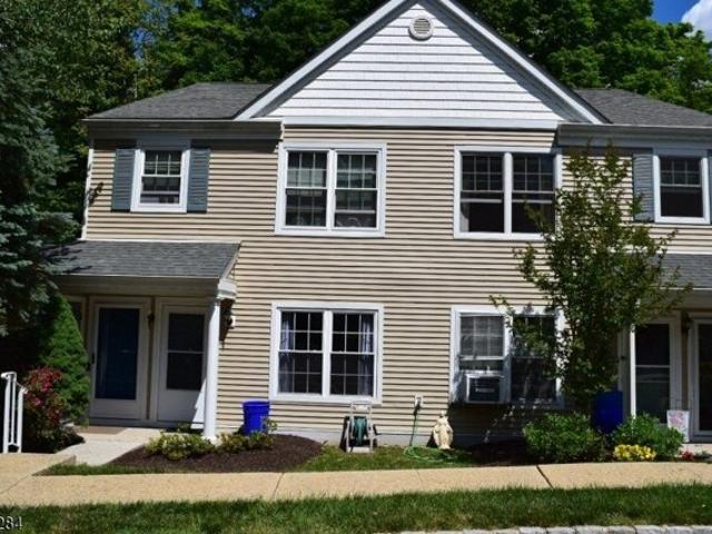 Terrell Ct, Warren Twp, Condo For Sale