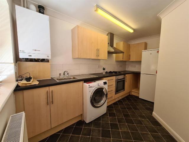 Terrill Close, Huntingdon PE29, 2 bed property to rent, £1,200 pcm | PrimeLocation