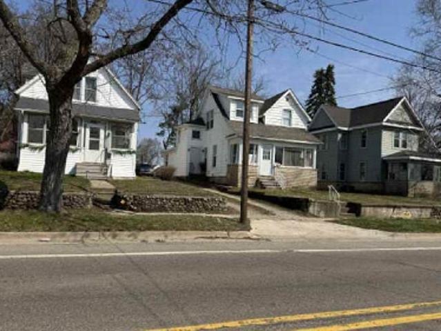 Territorial Rd E