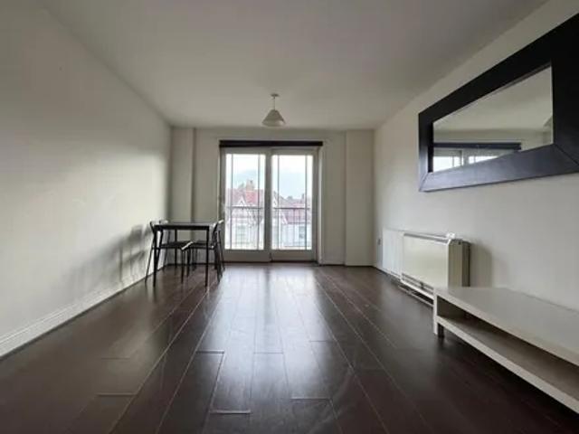 Tesco Wood Green Express, 421 451 High Road, London, N22 8JD, United Kingdom | 2 bed apartment for rent #139070171 | Rentberry