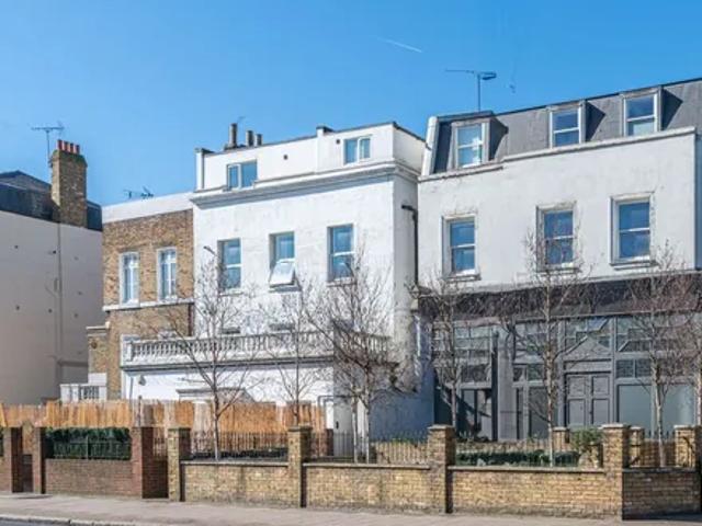 Tesco Express, 330 Brixton Road, London, SW9 7AA, United Kingdom | 2 bed apartment for rent #168056610 | Rentberry