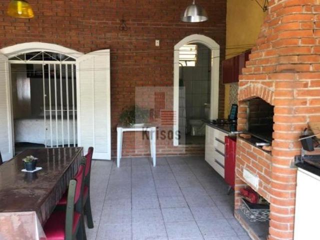 TETÉIA DE SOBRADO LOCALIZAÇÂO PRIVILEGIADA RUA SEM SAIDA