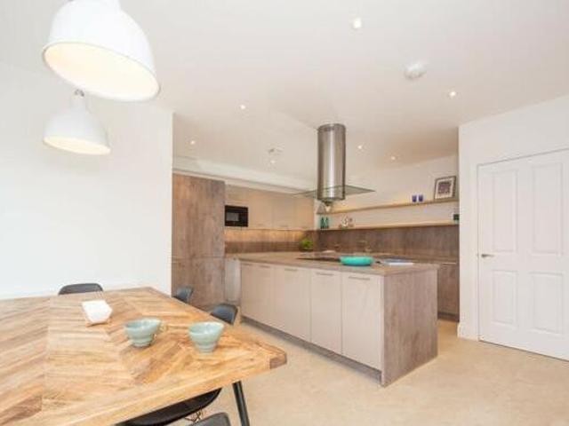 Tetley Gate, Headingley, 4 Bedroom Town