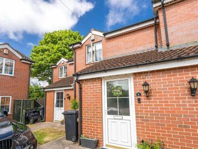 Tetney, Market Place, Grimsby, 2 Bedroom Terraced