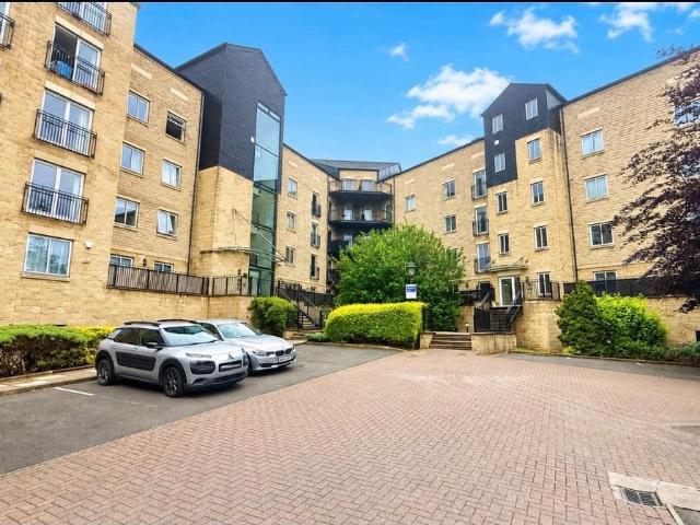 Textile Street, Dewsbury WF13, 2 bed flat to rent, £850 pcm | PrimeLocation
