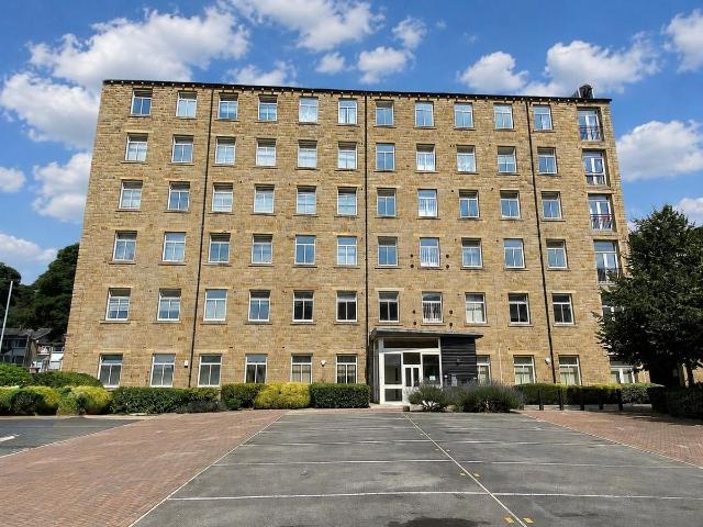 Textile Street, Dewsbury WF13, 2 bed flat to rent, £850 pcm | PrimeLocation