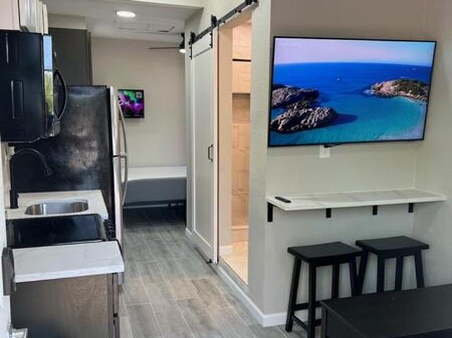 Texas City Retreat: Minutes from Galveston & Top Rated Host!
