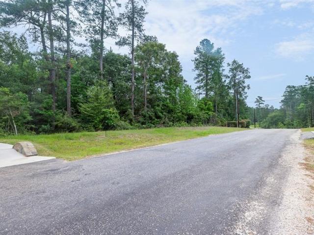 Texas Grand Rd, Huntsville, TX 77340
