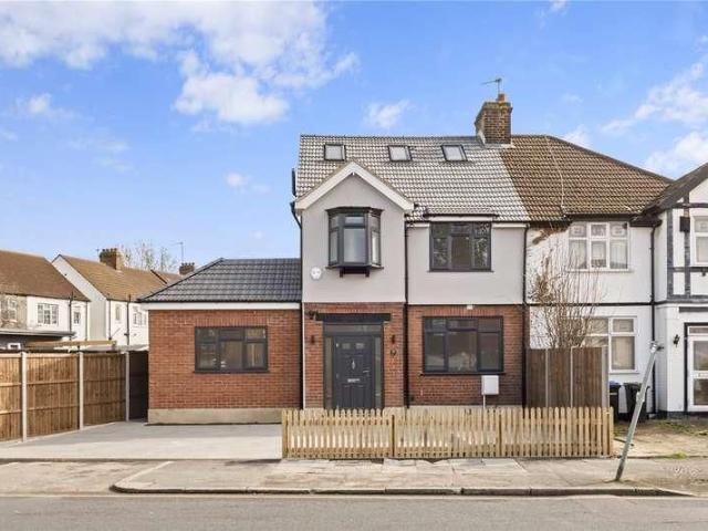 Tff, Rowan Road, London, SW16