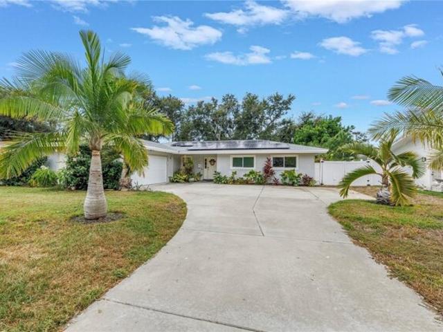 Th Way N, Saint Petersburg, Home For Sale