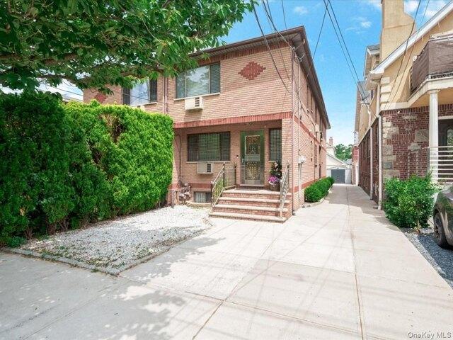 Th Ave, College Point, Home For Sale
