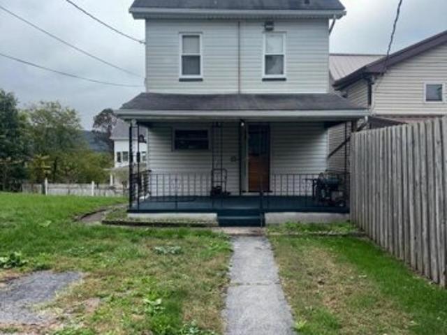 Th Ave, Altoona, Home For Sale