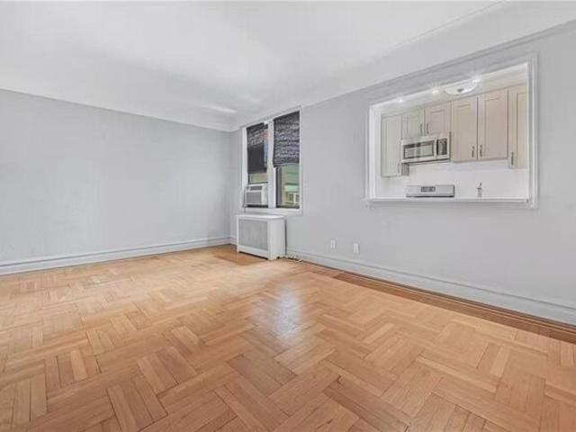 Th Ave Apt D, Brooklyn, Property For Sale