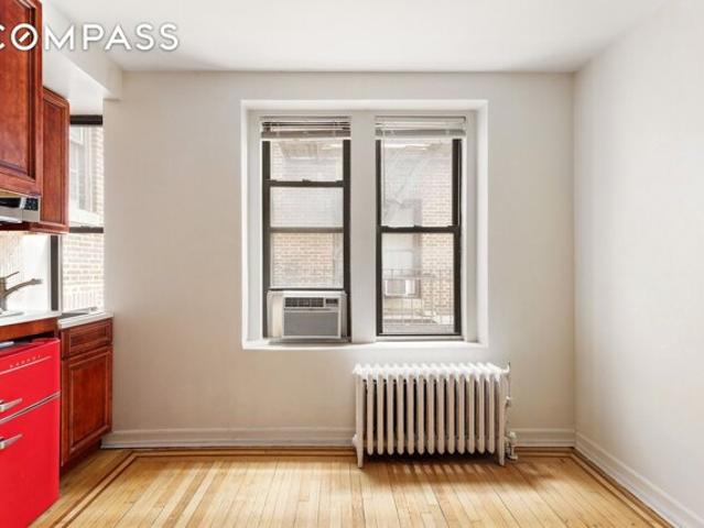 Th Ave Apt G, Brooklyn, Property For Sale