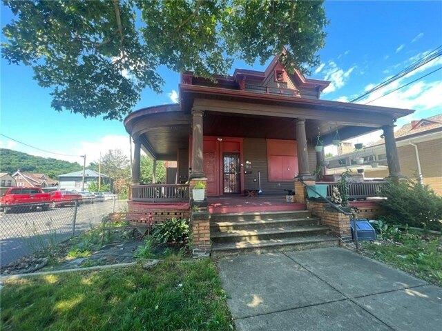 Th Ave, Beaver Falls, Home For Sale