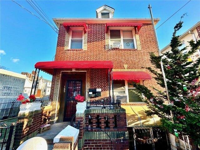 Th Ave, Brooklyn, Home For Sale