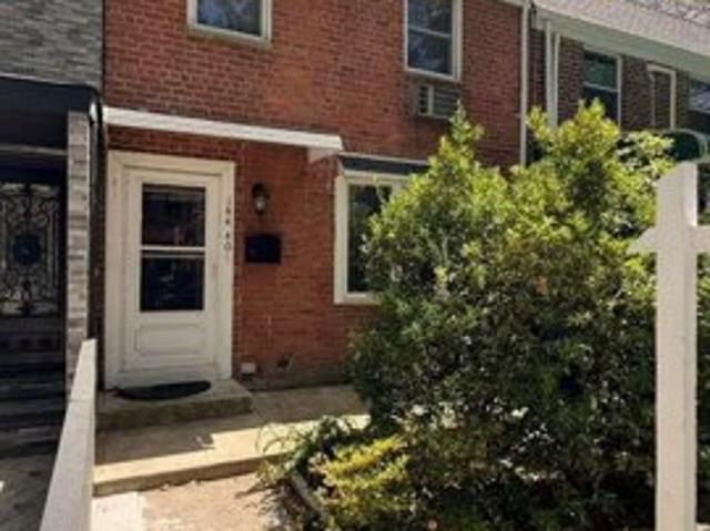 Th Ave, Flushing, Home For Sale