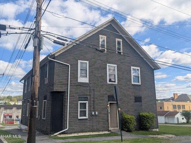 Th Ave, Hastings, Home For Sale