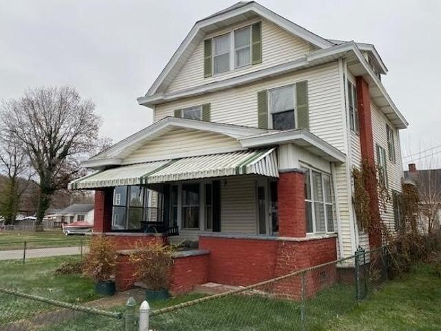 Th Ave, Huntington, Home For Sale