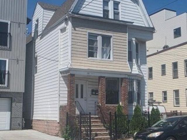 Th Ave, Irvington, Home For Sale