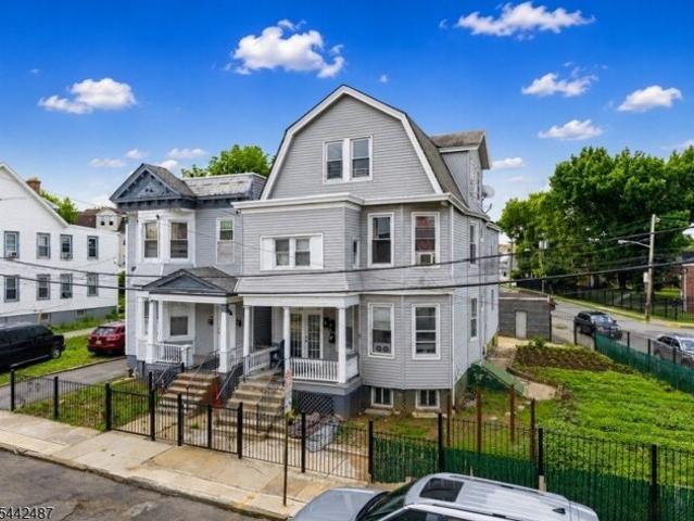 Th Ave, Irvington, Home For Sale