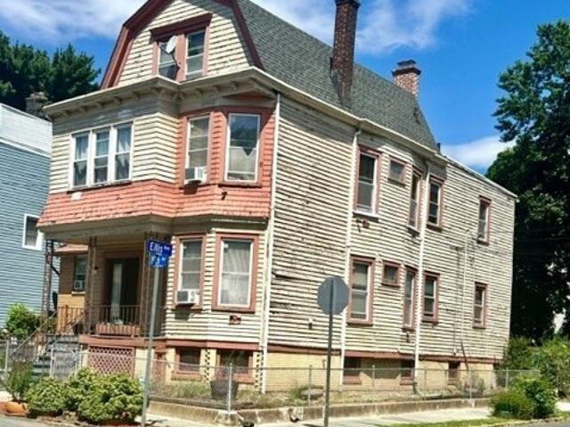 Th Ave, Irvington, Home For Sale