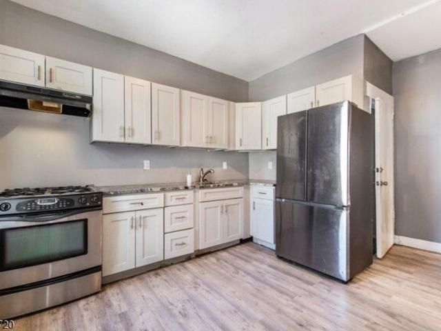 Th Ave, Irvington, Home For Sale