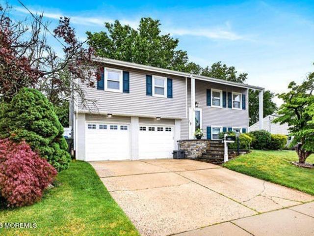Th Ave, Monroe, Home For Sale