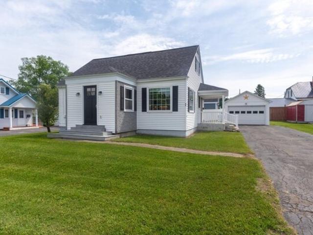 Th Ave, Madawaska, Home For Sale