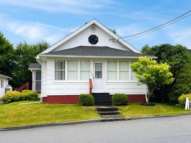 Th Ave, Madawaska, Home For Sale