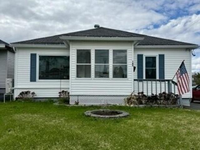 Th Ave, Madawaska, Home For Sale