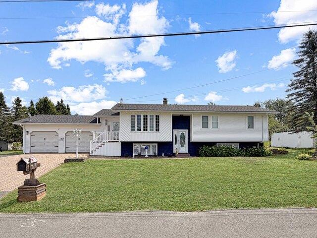 Th Ave, Madawaska, Home For Sale