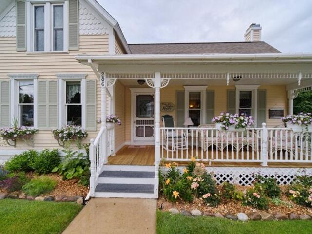 Th Ave, Manistee, Home For Sale