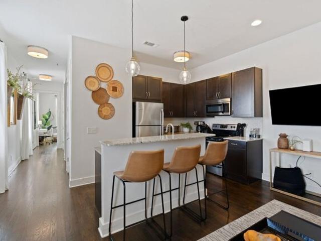 Th Ave N Apt,nashville, Flat For Sale