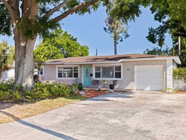 Th Ave N, Saint Petersburg, Home For Sale