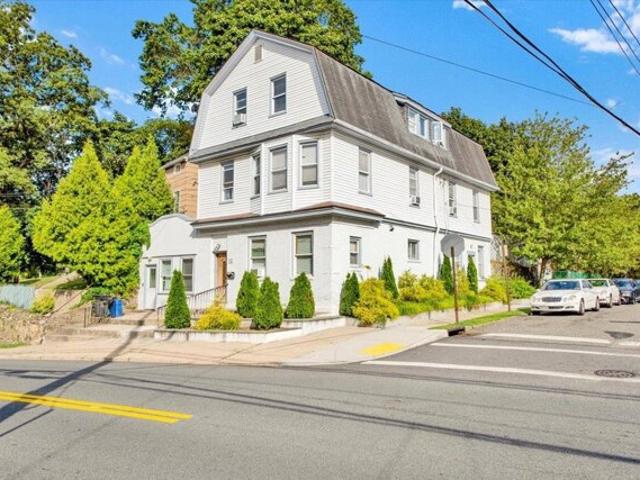 Th Ave, New Rochelle, Home For Sale