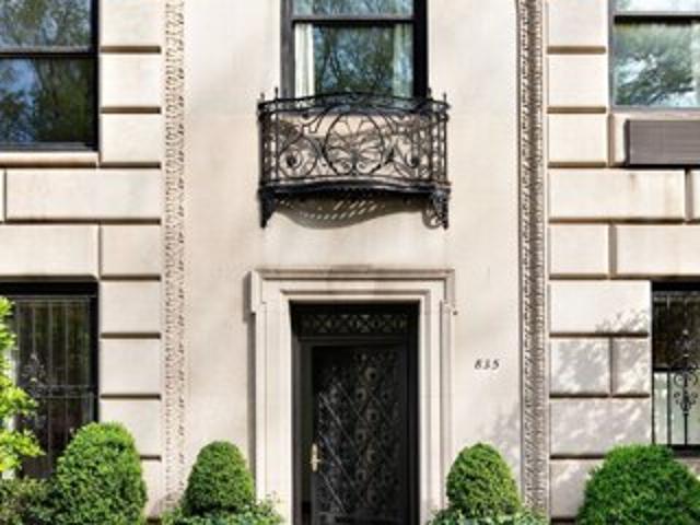 Th Ave, New York, Property For Sale