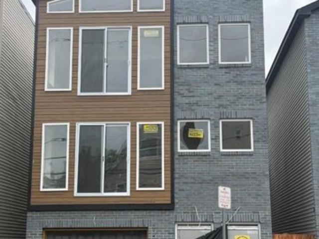 Th Ave, Newark, Home For Sale