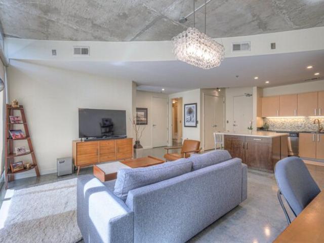 Th Ave S Apt,nashville, Condo For Sale
