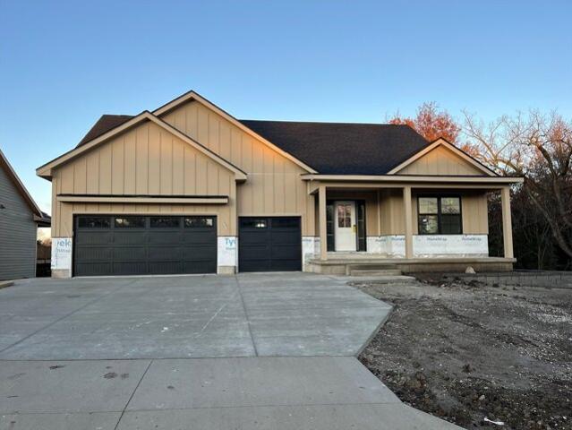 Th Ave, Winterset, Home For Sale