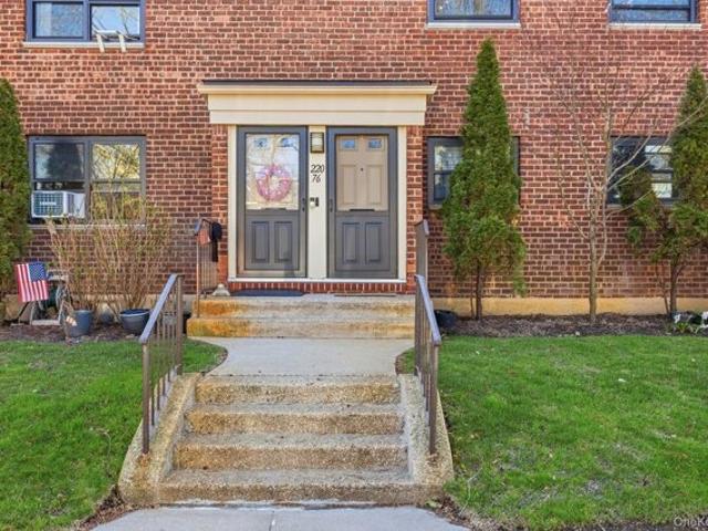Th Ave Unit A, Bayside, Property For Sale