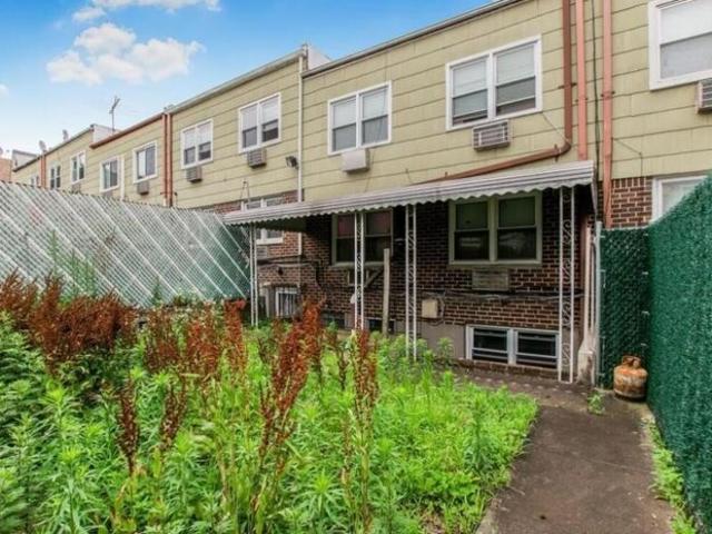 Th Ave Unit,little Neck, Condo For Sale