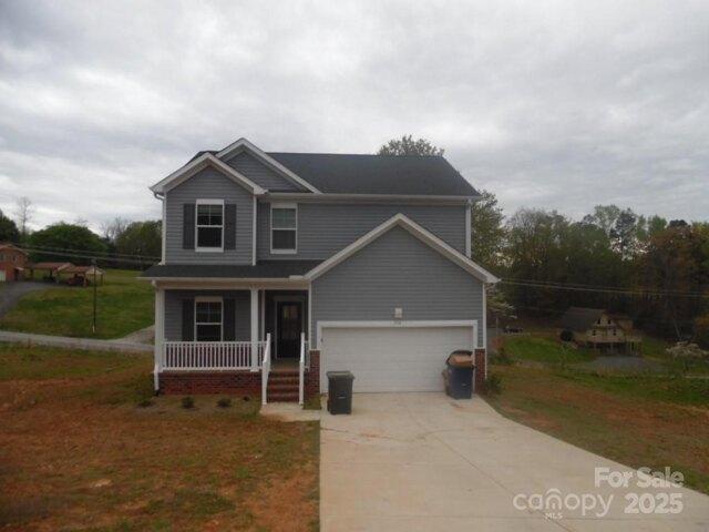 Th Avenue Cir Ne, Hickory, Home For Sale