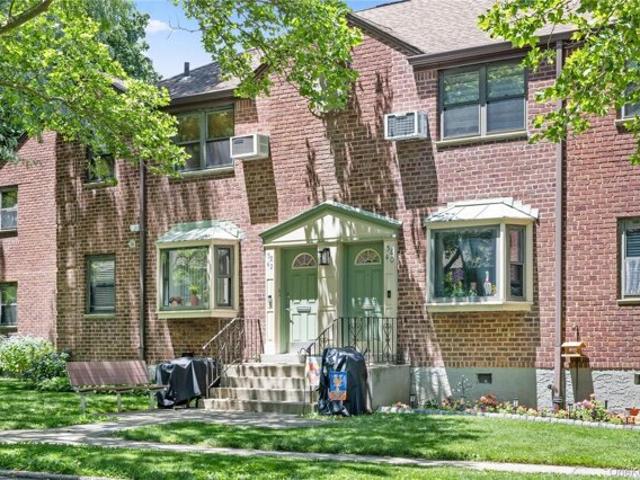 Th Cres Unit,douglaston, Property For Sale