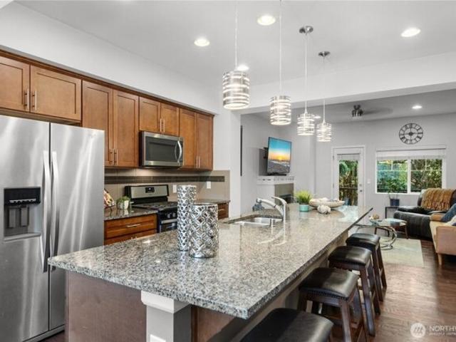 Th Ct Se Unit,mill Creek, Home For Sale