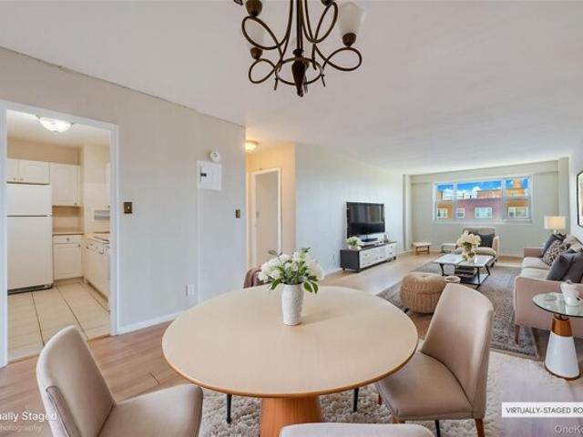 Th Dr Unit N, Woodside, Property For Sale