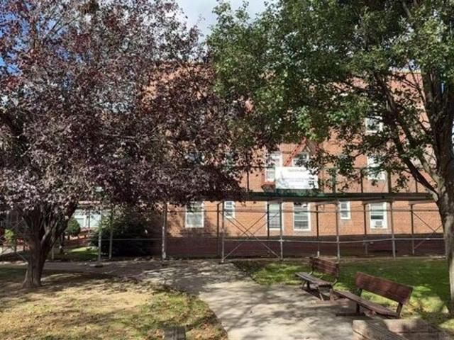 Th Dr Unit C, Flushing, Property For Sale